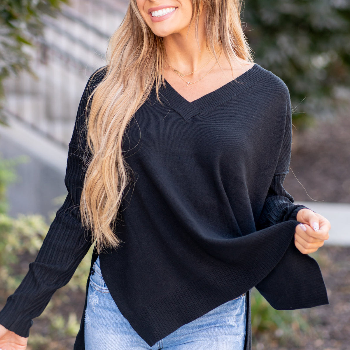 V-Neck Side Slit High-Low Sweater – American Blues
