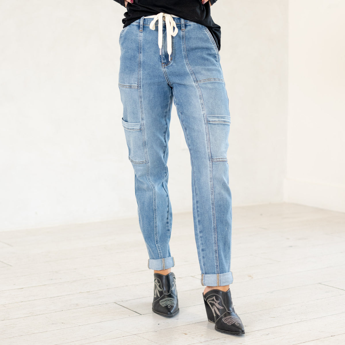 Judy Blue Jeans Meadow Breeze High Rise Cuffed Cargo Jogger Regular ...